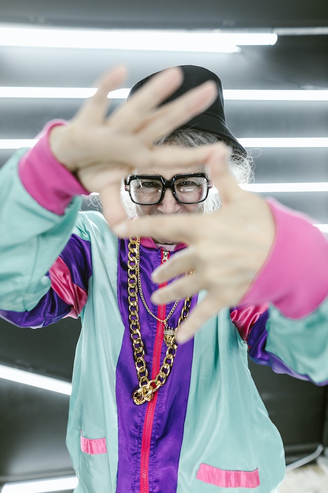 23 Groovy Fonts That Radiate Retro Charm