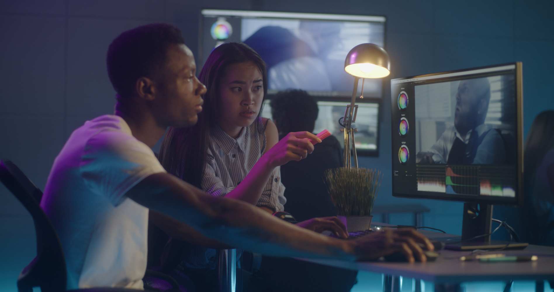 10 Best Outro Video Templates (End Screens)